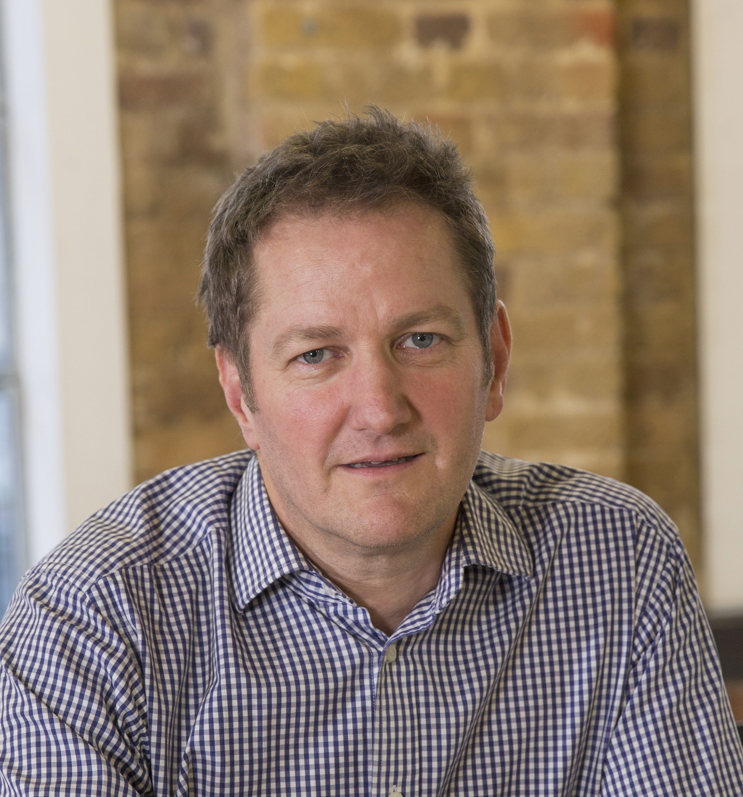 Dod â digartrefedd i ben am byth - WHQ - WHQ